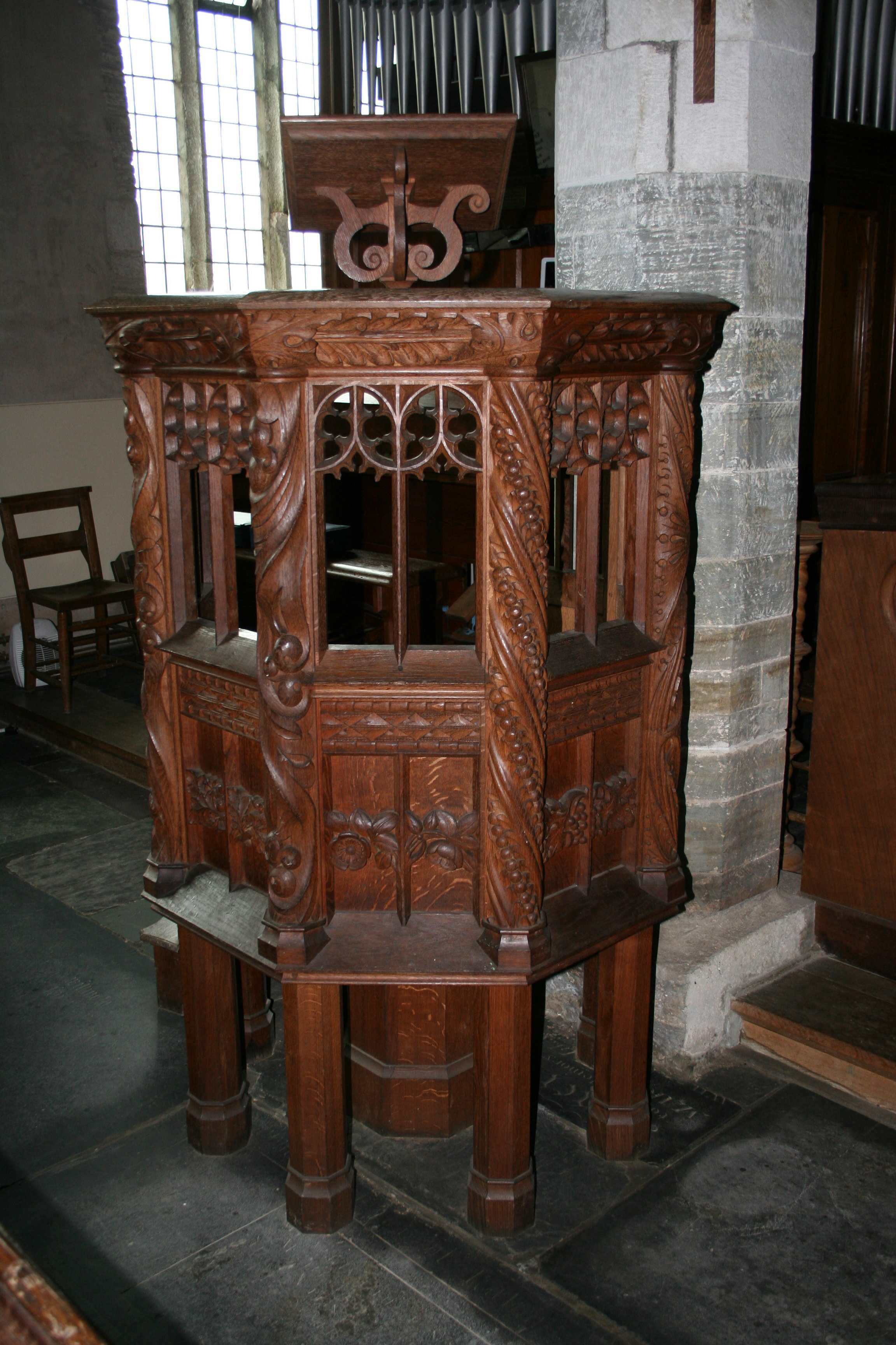 Lanteglos by Fowey Church Cornwall - St. Julitta