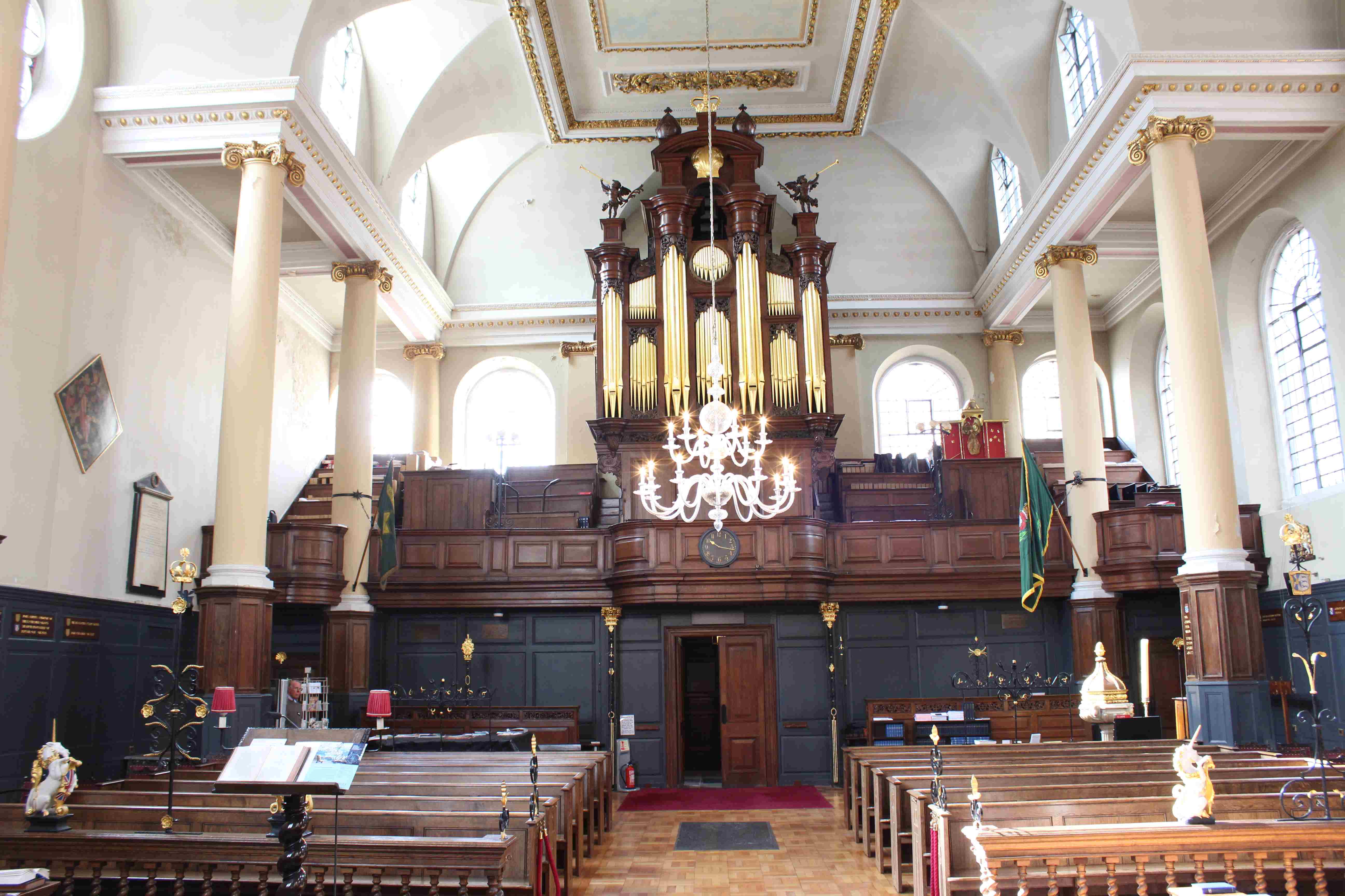 London Garlickhythe - The Church of St. James